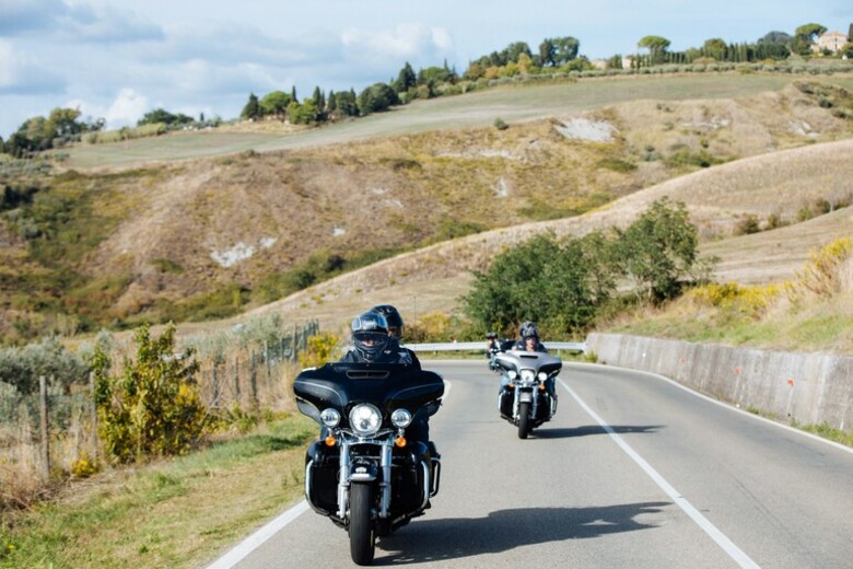 Guided Motorcycle Tours | EAGLERIDER