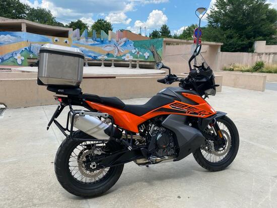 Motorcycle Rentals - Rent a Motorcycle | EAGLESHARE
